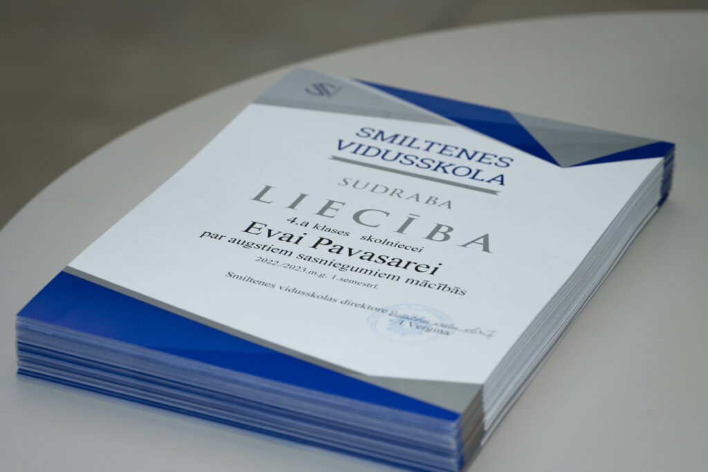 Īpašās - Zelta liecības, Sudraba liecības un Atzinības - saņem 206 ...